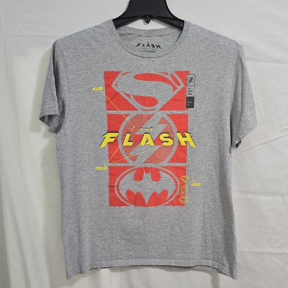 The Flash | Shirts | Dc Comics Flash Mens Large Gray Graphic Tshirt ...